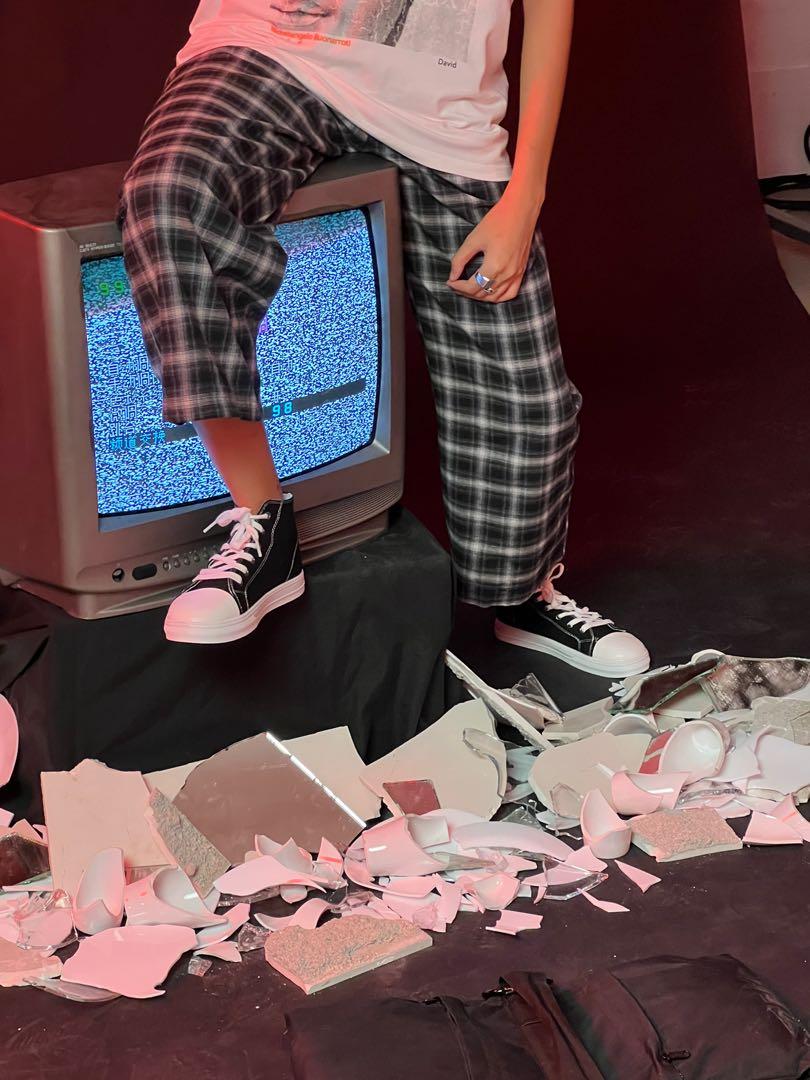 old style box tv [ retro vintage ], TV & Home Appliances, TV ...