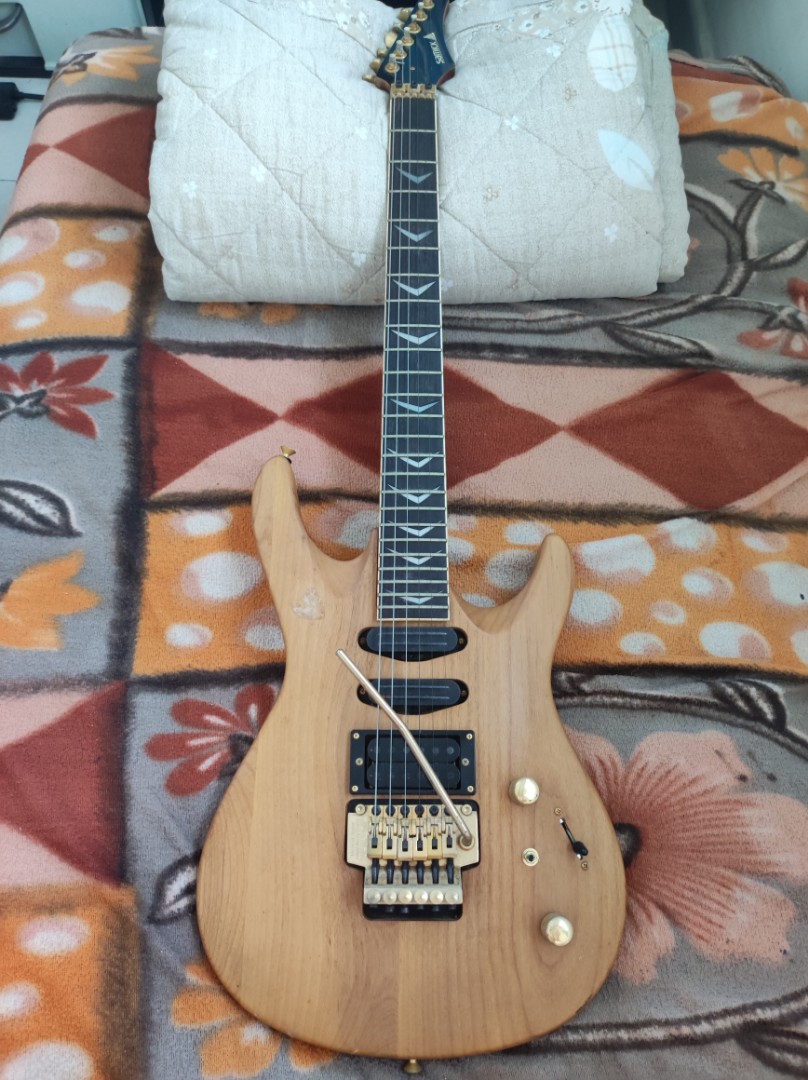 Samick Electric Guitar Vintage, Hobbies & Toys, Music & Media, Musical ...