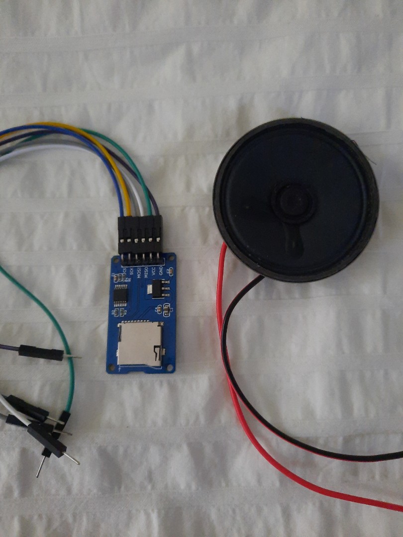 SD card module and 8 ohm 5 watt speakers Arduino, Computers & Tech ...