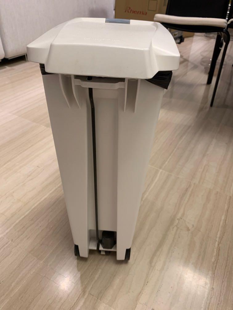 Simple Human Large white dustbin, Furniture & Home Living, Cleaning ...