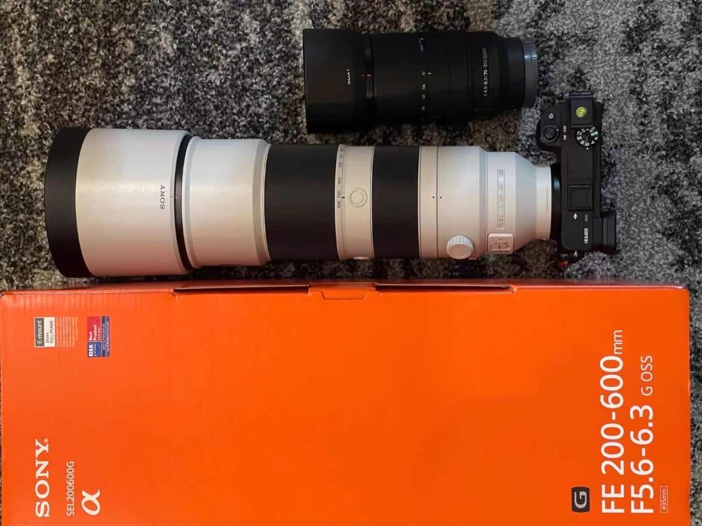 Sony FE 200-600 sony 200600, Photography, Lens & Kits on Carousell