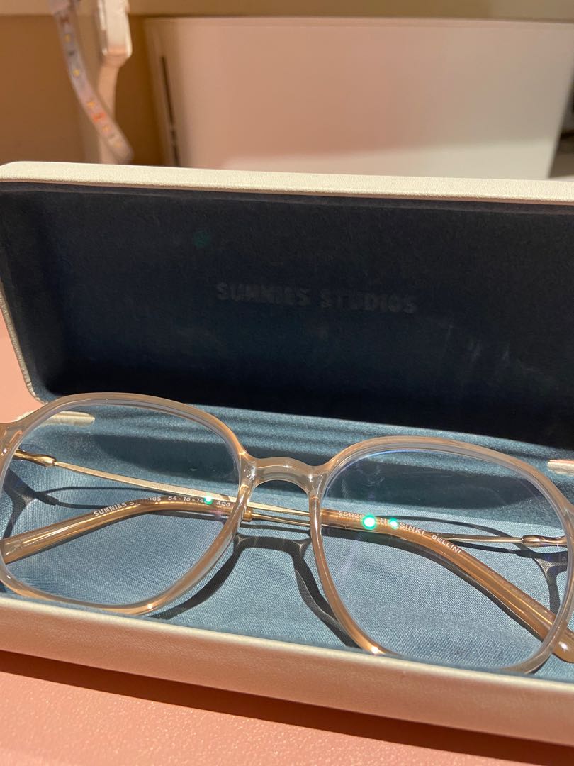 Sunnies Helsinki Bellini, Women's Fashion, Watches & Accessories ...