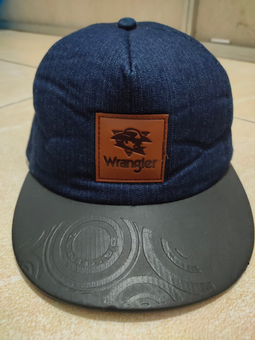 Topi, Fesyen Pria, Aksesoris, Topi di Carousell