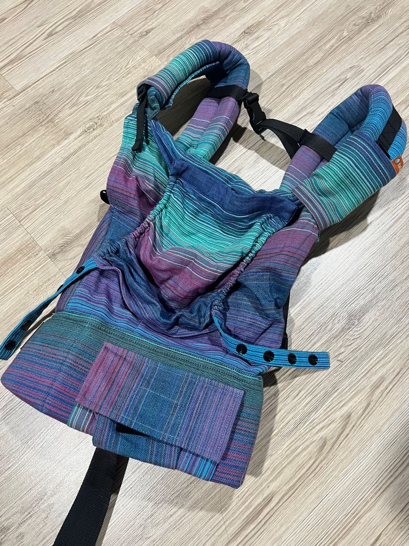 Tula wrap conversion carrier full, Babies & Kids, Going Out, Carriers ...