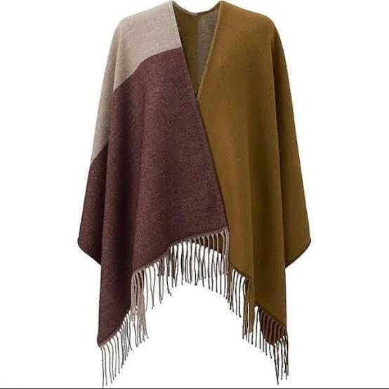 Uniqlo 2-way Stole Shawl Scarf / Poncho, Women's Fashion, Watches ...
