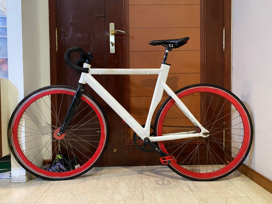 White Fixie Full Bike, Sports Equipment, Bicycles & Parts, Bicycles on ...