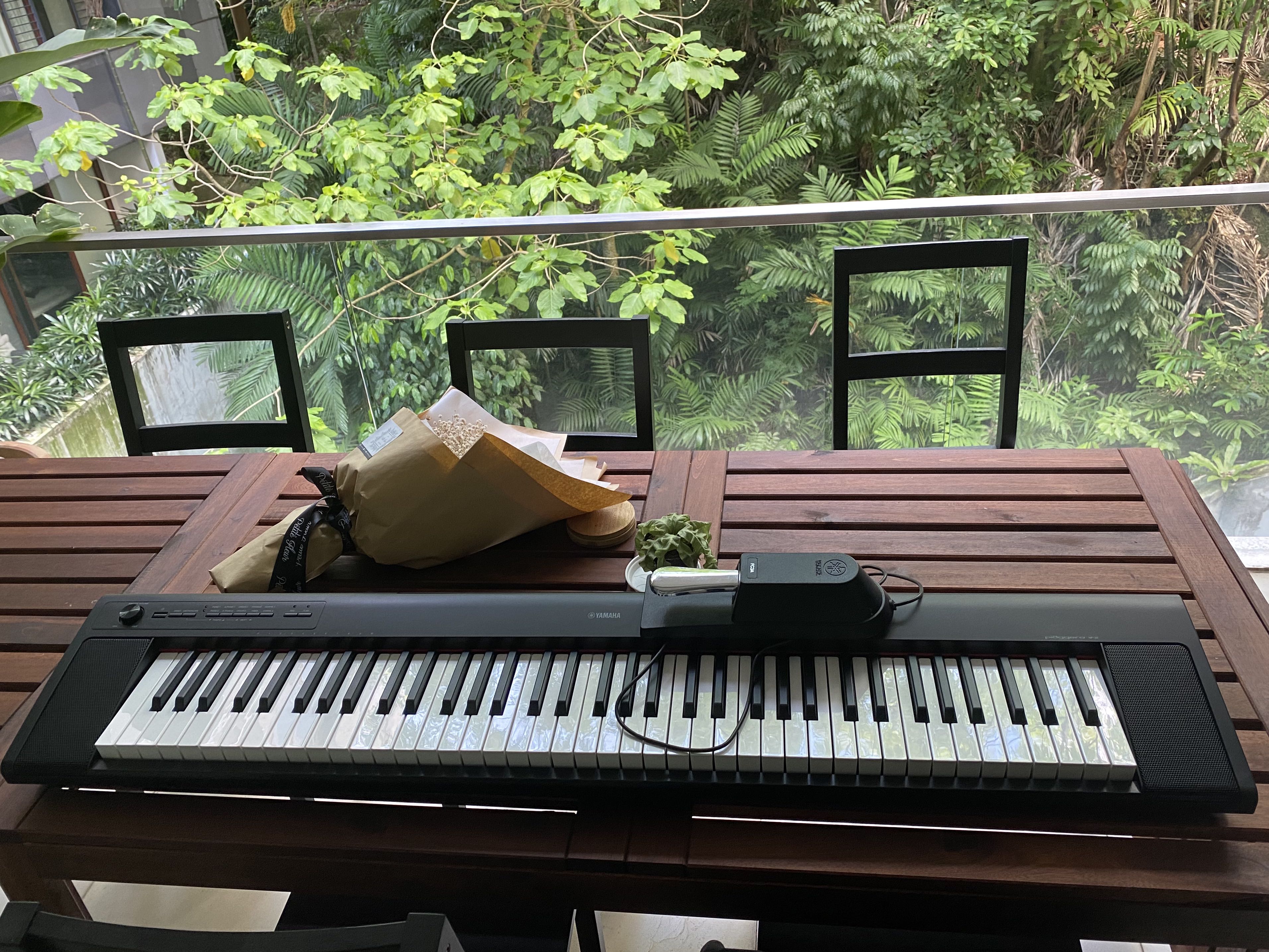 Almost new Yamaha NP32 keyboard + sustain pedal, Hobbies & Toys, Music ...