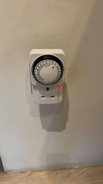 2732) HBN 24 Hour Plug-In Energy Saving Programmable Mechanical Timer ...