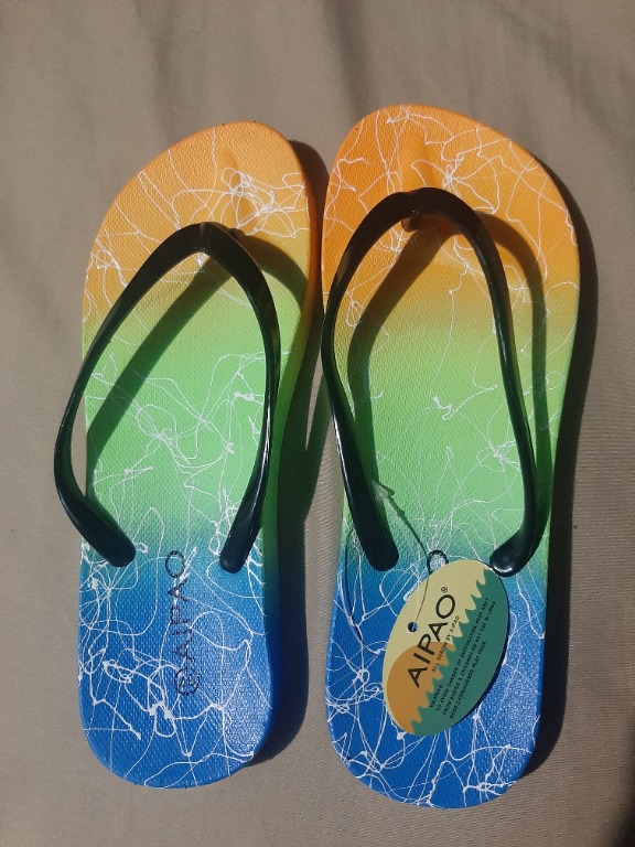 Brand New Beach Slippers, Women's Fashion, Footwear, Flats & Sandals on ...