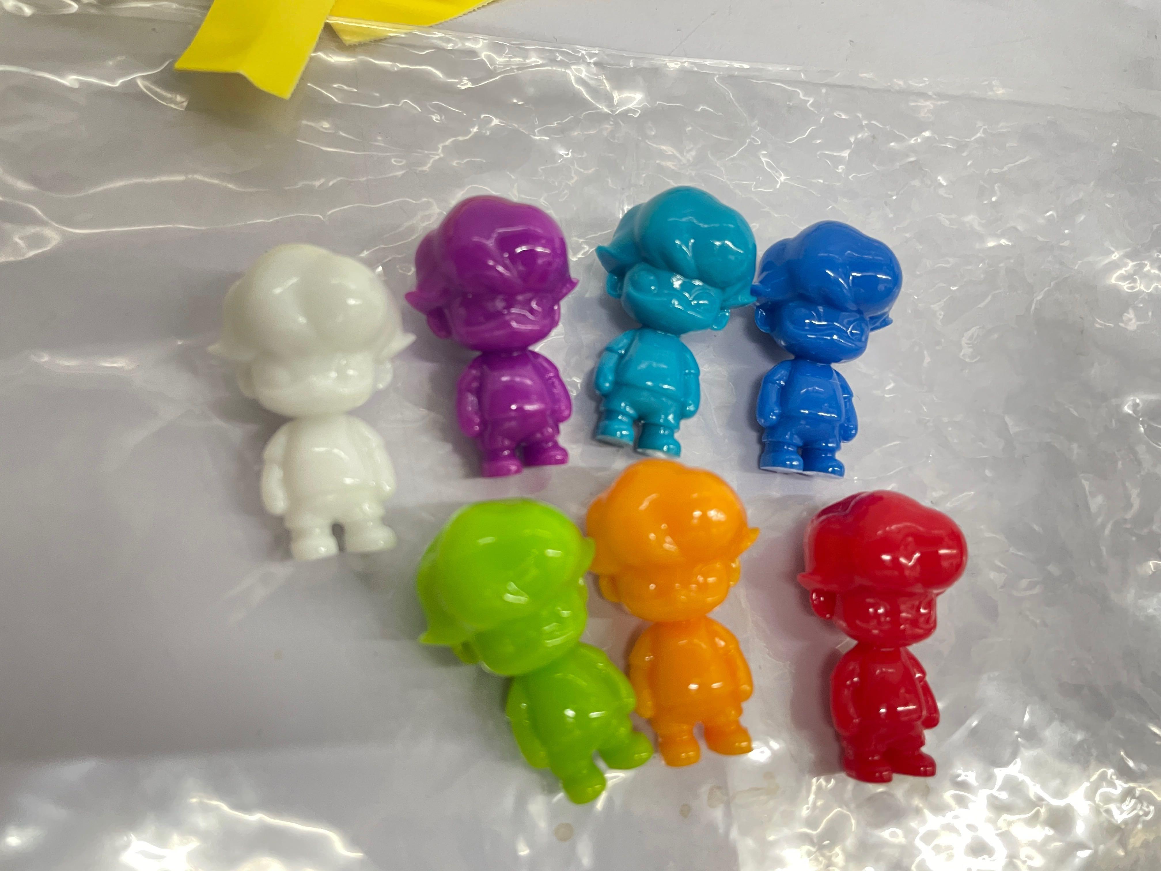 Dimoo mini 實色公仔（七個）, 興趣及遊戲, 收藏品及紀念品, 古董收藏 - Carousell