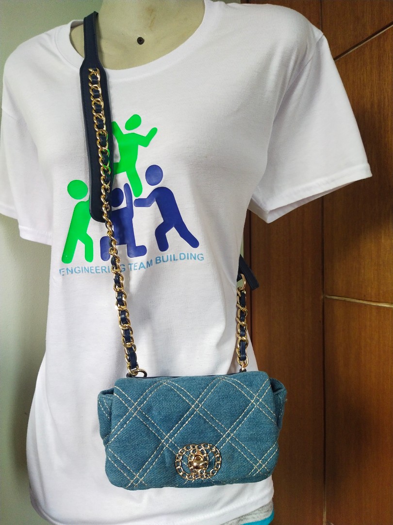 Eichi Too Chain Sling Bag, Women's Fashion, Bags & Wallets, Cross-body ...