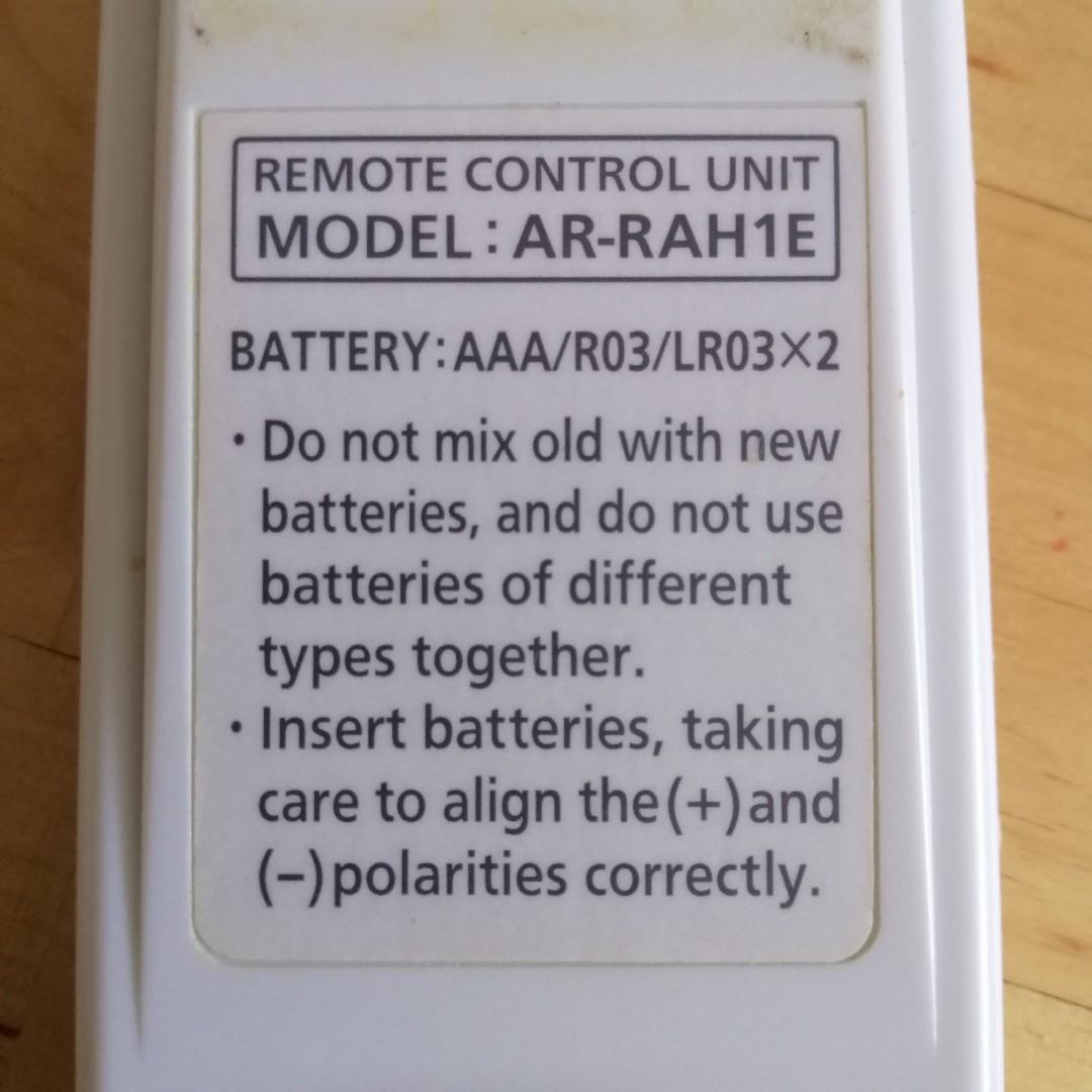 Fujitsu AR-RAH1E aircon remote control, TV & Home Appliances, Air ...