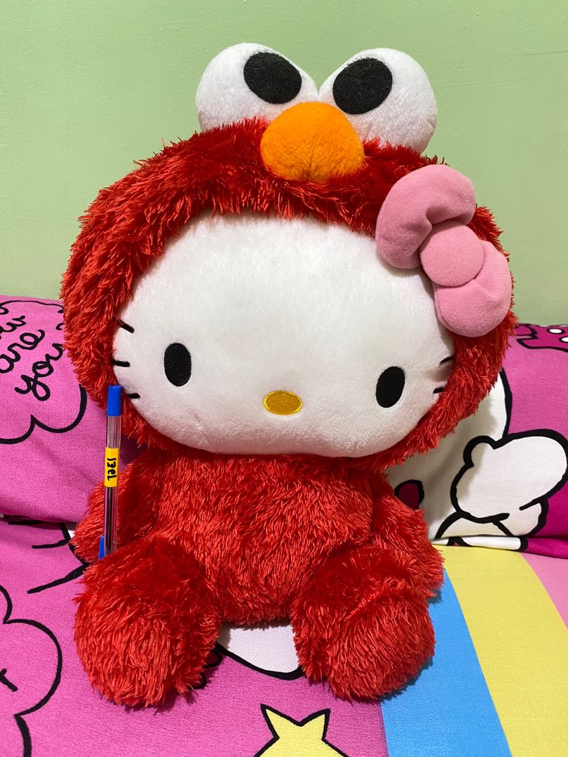 Hello kitty x elmo, Hobbies & Toys, Toys & Games on Carousell