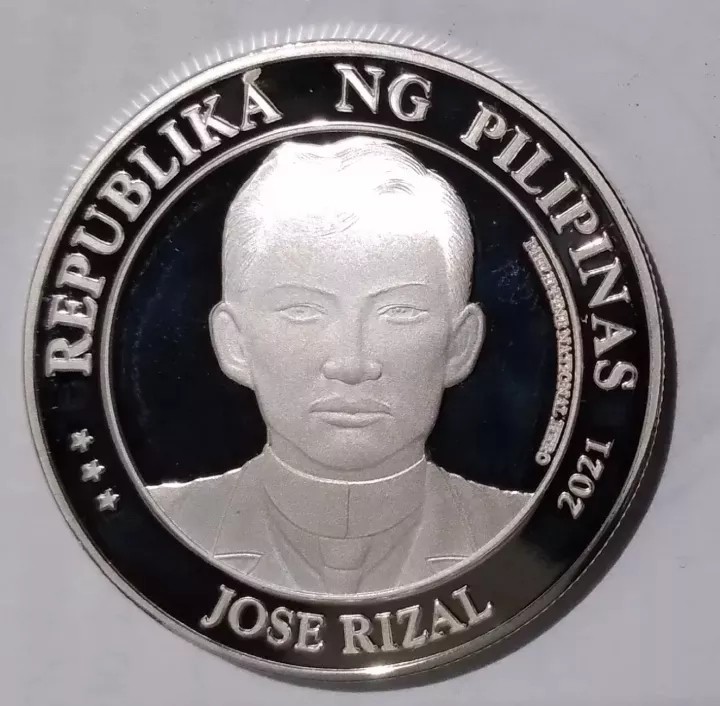Jose Rizal Philippine medal with box and coa, Hobbies & Toys ...