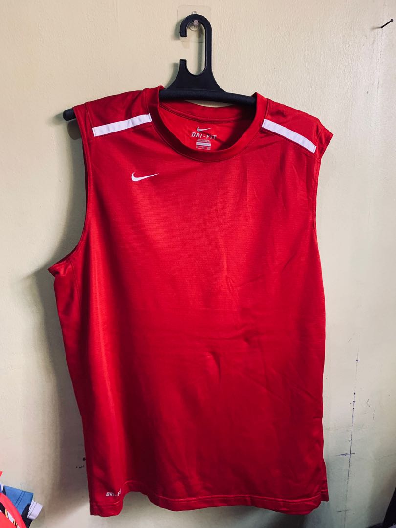 Nike sando, Men's Fashion, Activewear on Carousell