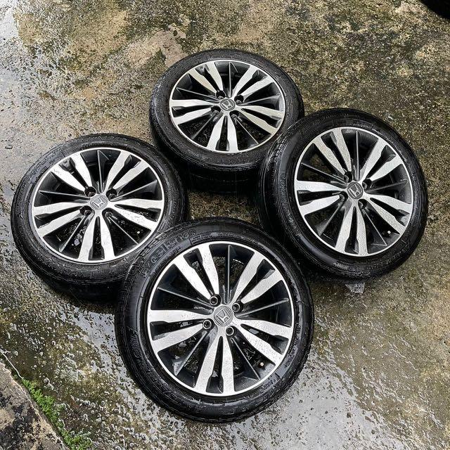 Original 16 inch sport rim Honda Jazz tyre 70%, Auto Accessories on ...