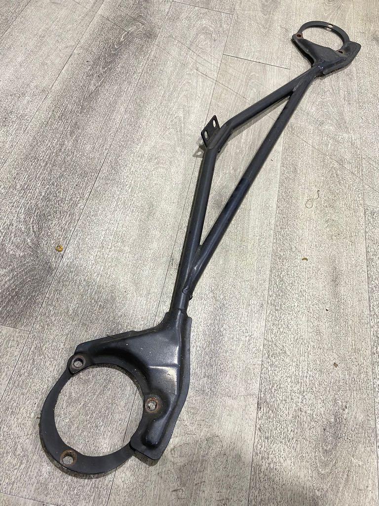 Original Evo 9 front strut bar, Car Accessories, Accessories on Carousell