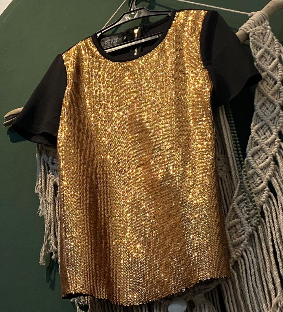 oversized gold sequin top, Women's Fashion, Tops, Shirts on Carousell