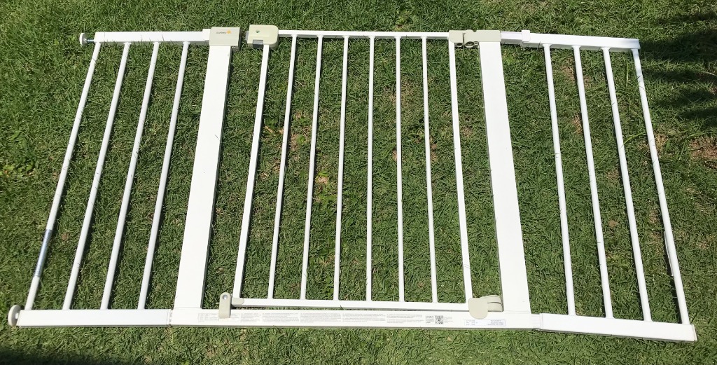 SAFETY 1ST EASY INSTALL GATE WITH EXTENSIONS, Babies & Kids, Baby ...