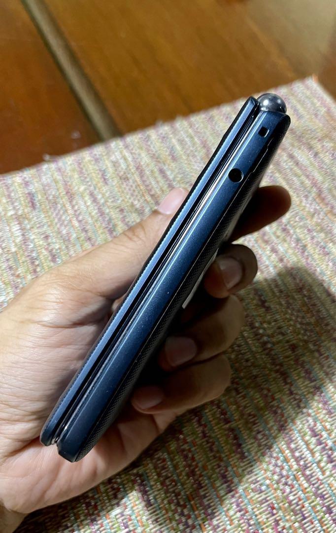 Samsung Galaxy Folder 1, Mobile Phones & Gadgets, Mobile Phones ...