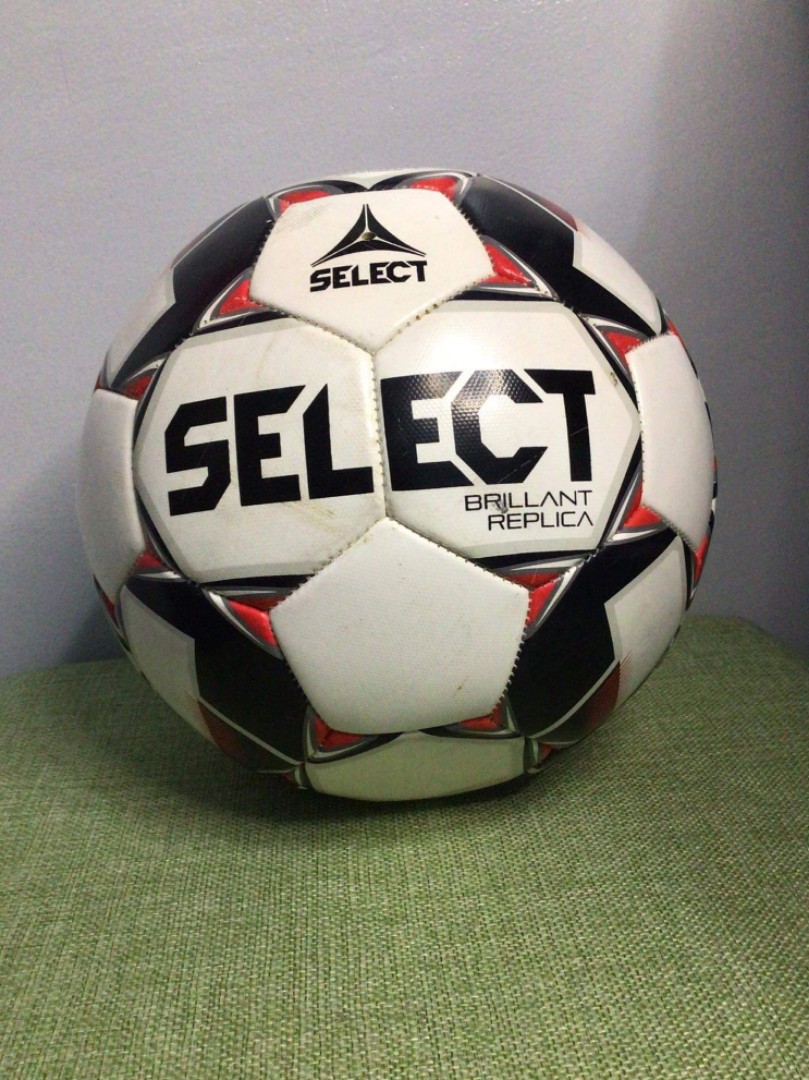 Select Football Brilliant Replica (white-red), Sports Equipment, Sports ...