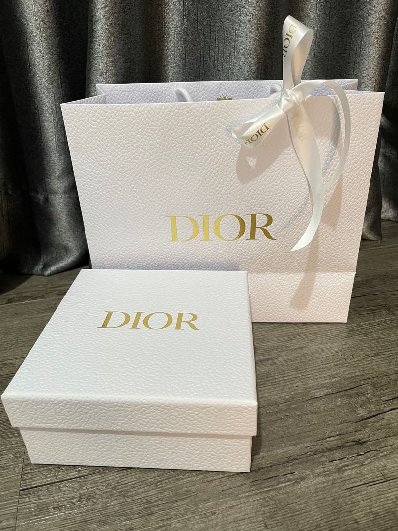 Set BOX DIOR ORI STORE, Barang Yang Dicari di Carousell