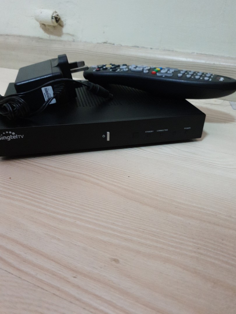 Singtel Tv box, TV & Home Appliances, TV & Entertainment, Entertainment ...