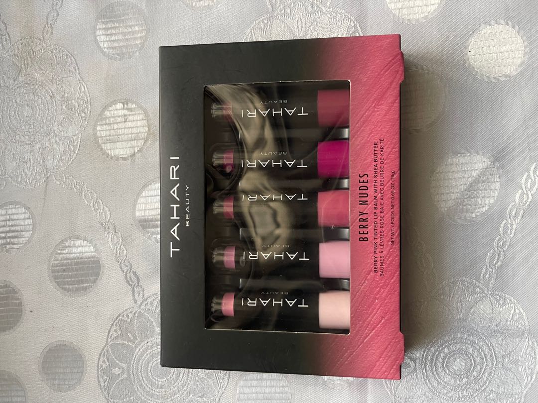 Tahari Lipstick, Beauty & Personal Care, Face, Makeup on Carousell