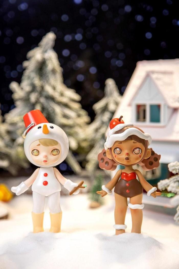 TOYCITY LAURA CHRISTMAS SURPRISE 1225 (2 DOLLS AT RANDOM) C/W LIMITED ...