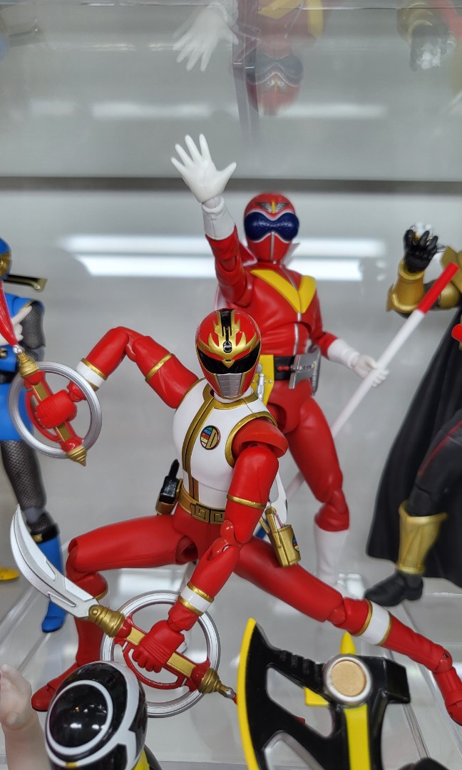 Akarenger and Ryuuranger (Gorenger and Dairanger) S.H.Figuarts (Power ...