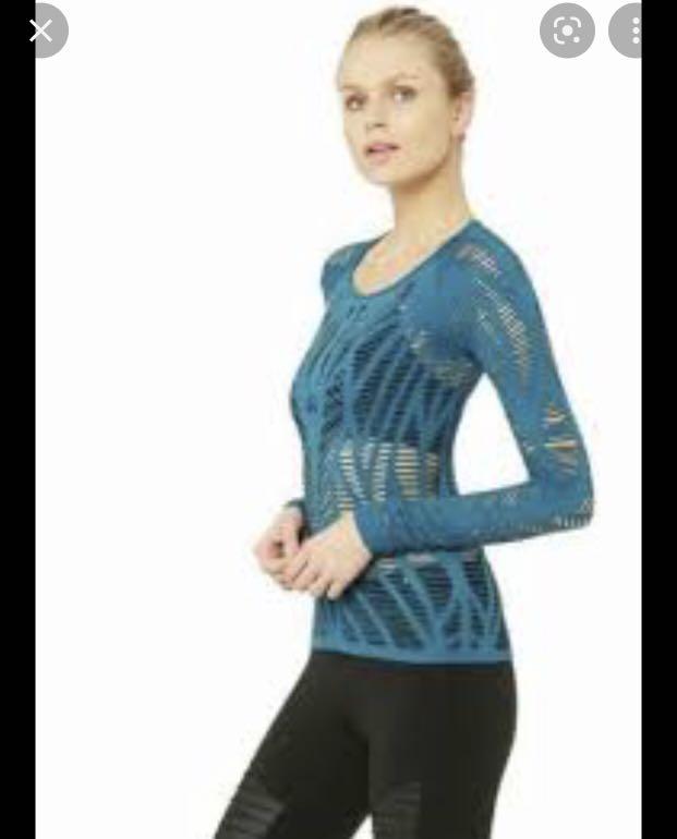 Alo Yoga Wanderer Long Sleeve Legion Blue Womens Fashion Activewear