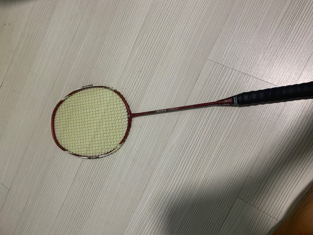 Apacs edge saber 10, Sports Equipment, Sports & Games, Racket & Ball ...