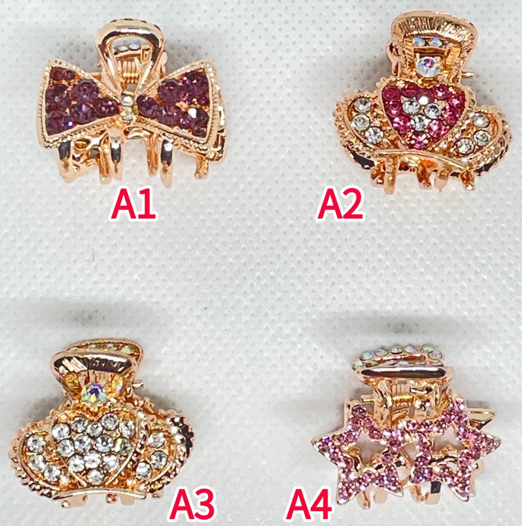 Blink Blink Hair Clips, Women's Fashion, Jewelry & Organisers, Body ...