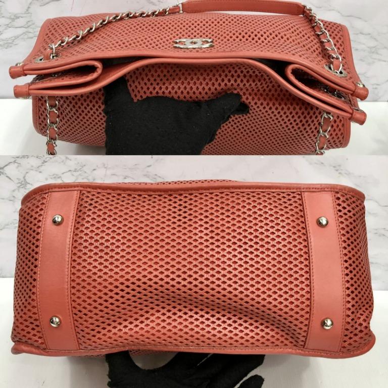 CHANEL LAMSKIN RED PERFORATED CHAIN NO.17 TATO BAG 227013960, Women's ...