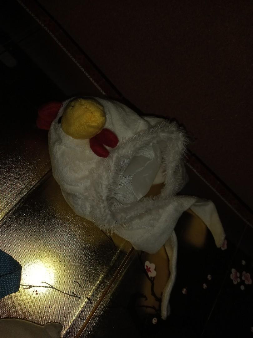 Chicken Head Dress, Hobbies & Toys, Toys & Games on Carousell