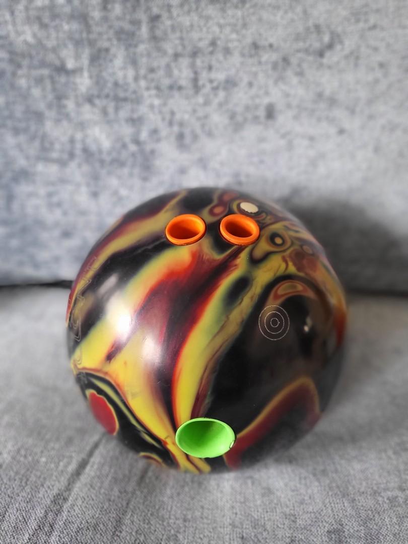 Ebonite Cyclone Bowling Ball 14 lbs, Sports Equipment, Sports & Games ...