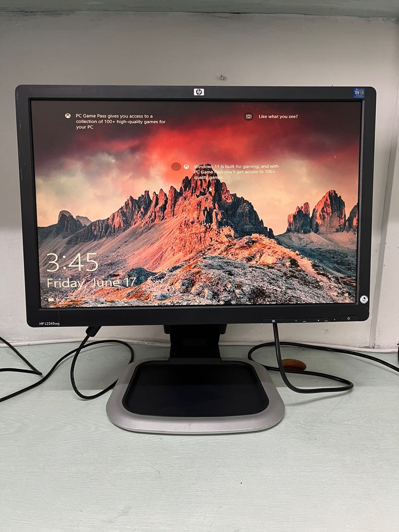 HP 22inch L2245wg Monitor, Computers & Tech, Desktops on Carousell