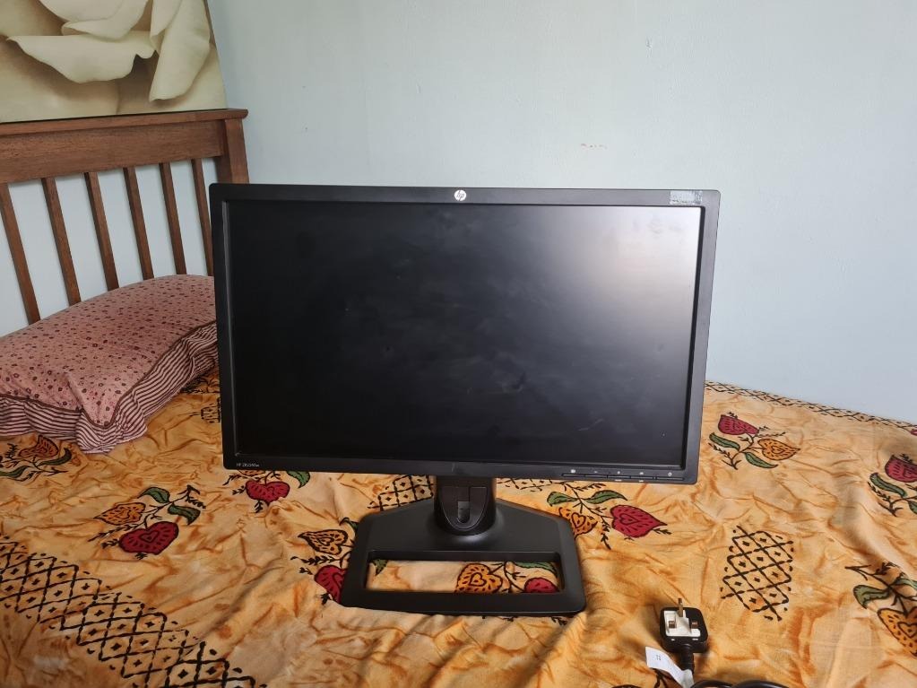 HP ZR2240w Computer Monitor IPS LED 1920x1080p USB Hub and Fully ...