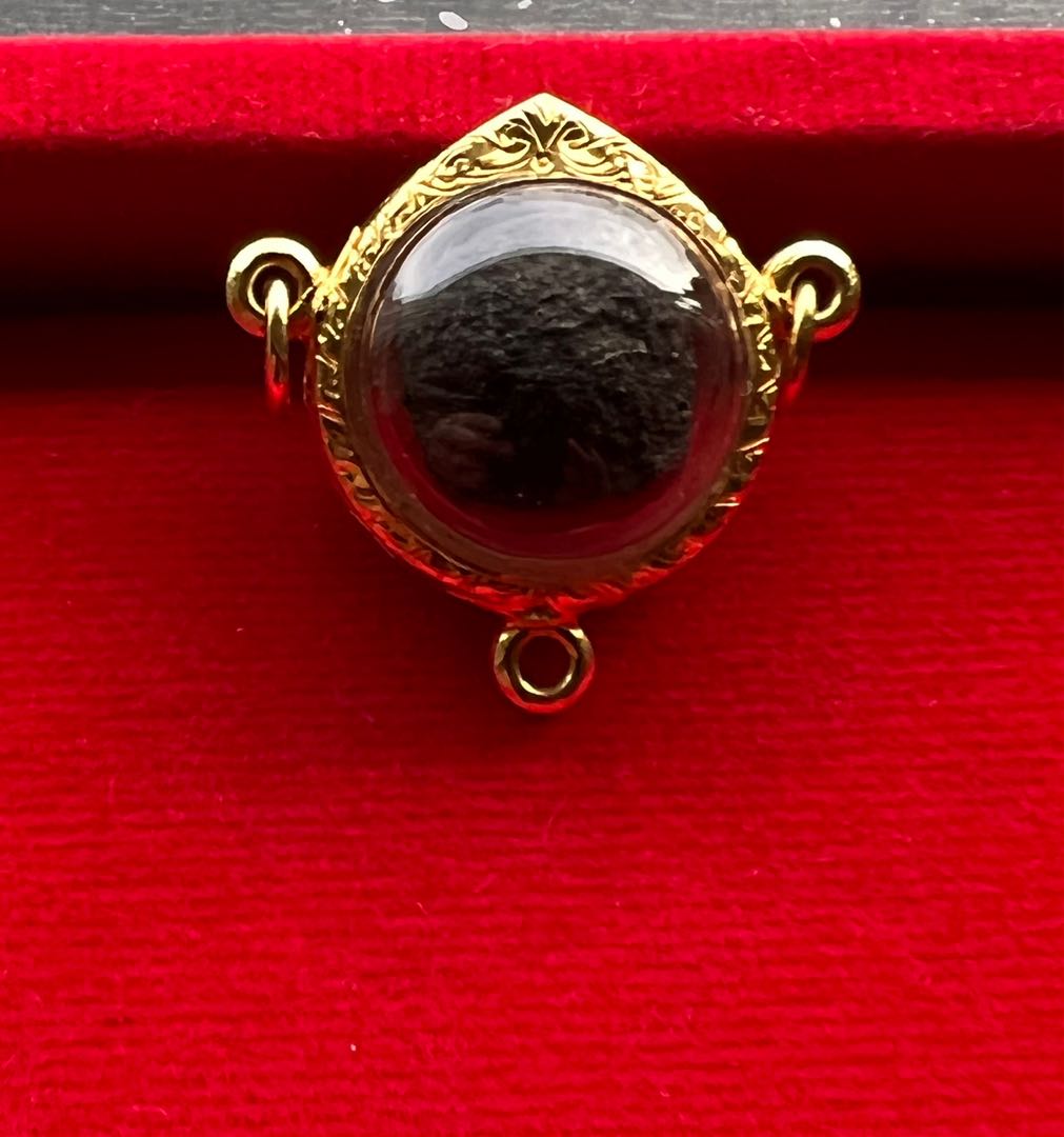 Lp Boon Jindamanee Loop Om, Hobbies & Toys, Memorabilia & Collectibles ...