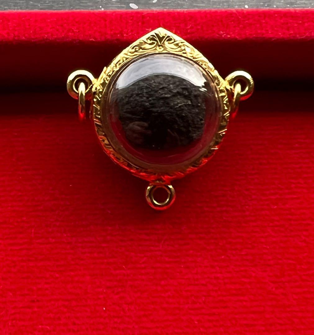 Lp Boon Jindamanee Loop Om, Hobbies & Toys, Memorabilia & Collectibles ...