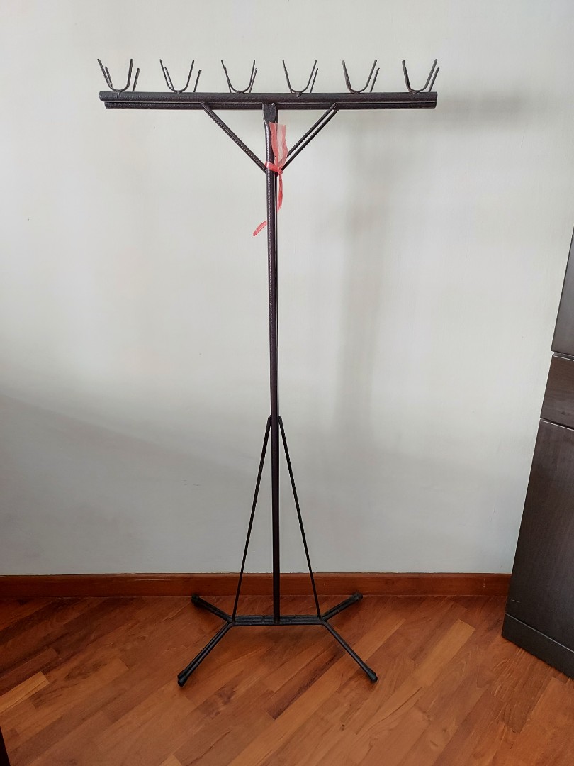 Metal laundry racking for bamboo poles, Everything Else on Carousell