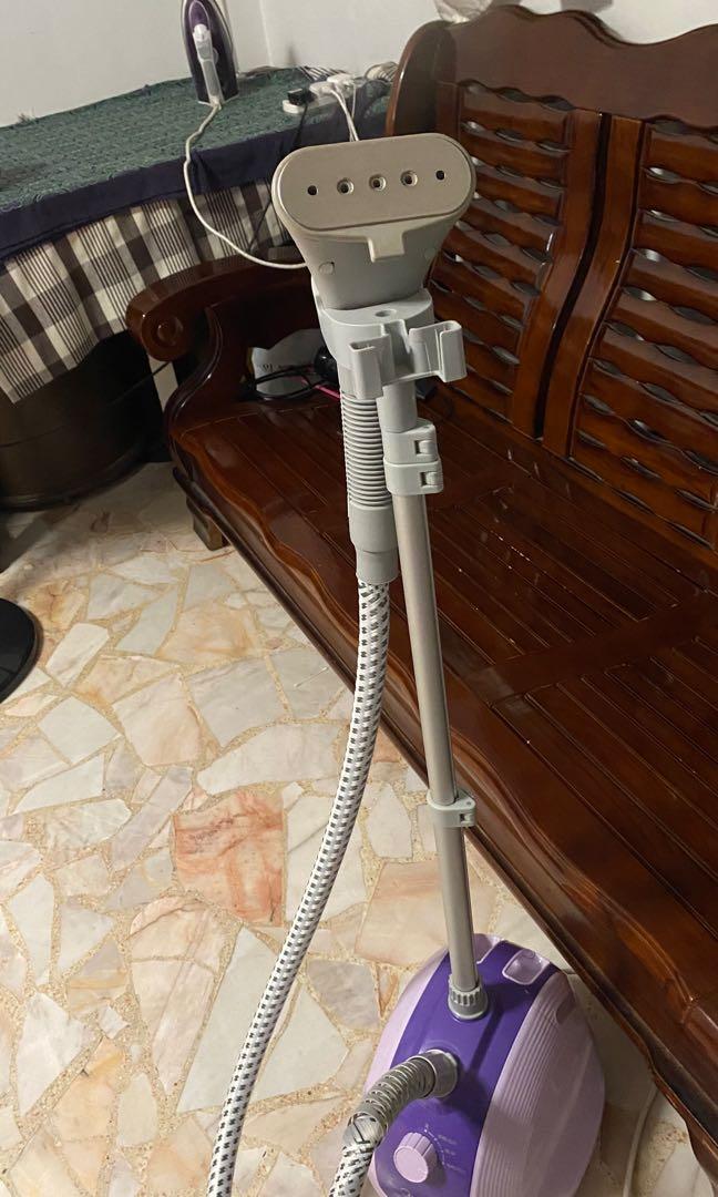 Midea Steam Iron, TV & Home Appliances, Irons & Steamers on Carousell