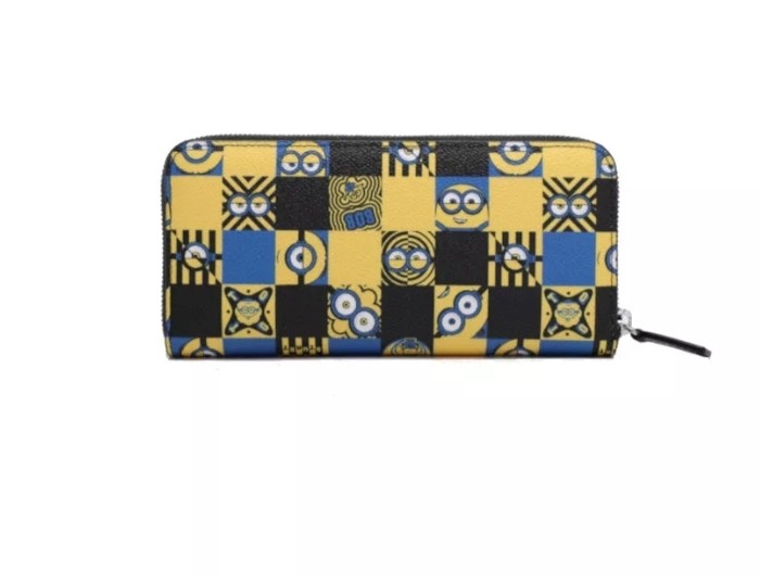 MINIONS PVC LONG WALLET (Brand New), Women's Fashion, Bags & Wallets ...
