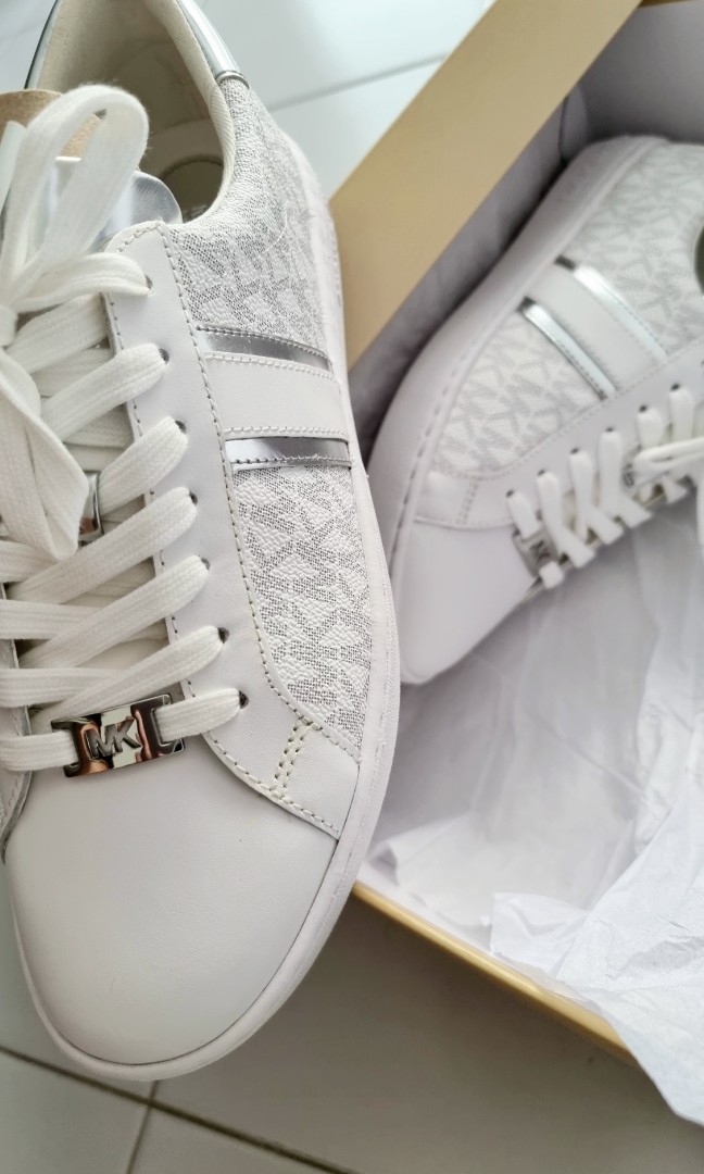 MK (Michael Kors) Bright White, Women's Fashion, Footwear, Sneakers on ...