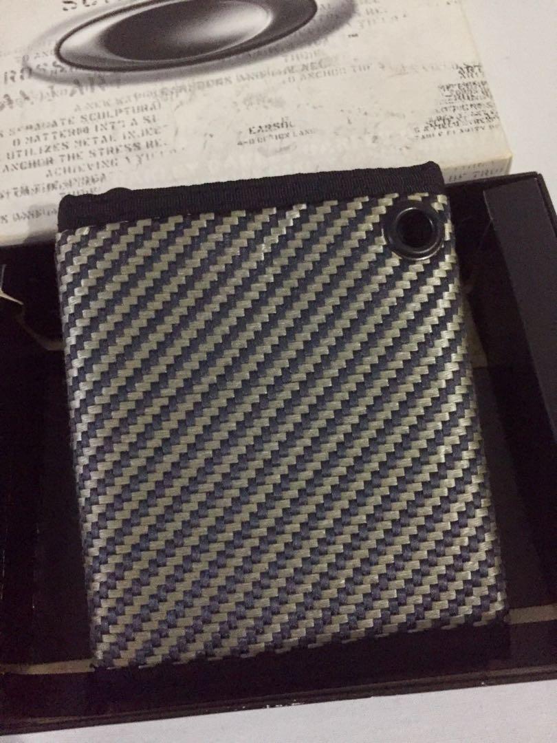 OAKLEY KEVLAR EDC WALLET TACTICAL FIXED! FREE SHIPPING, Men's Fashion ...