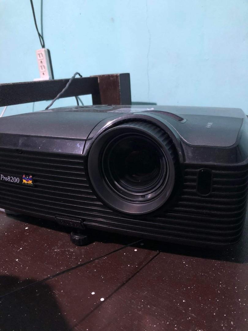 Projector view Sonic Pro8200, Computers & Tech, Office & Business ...