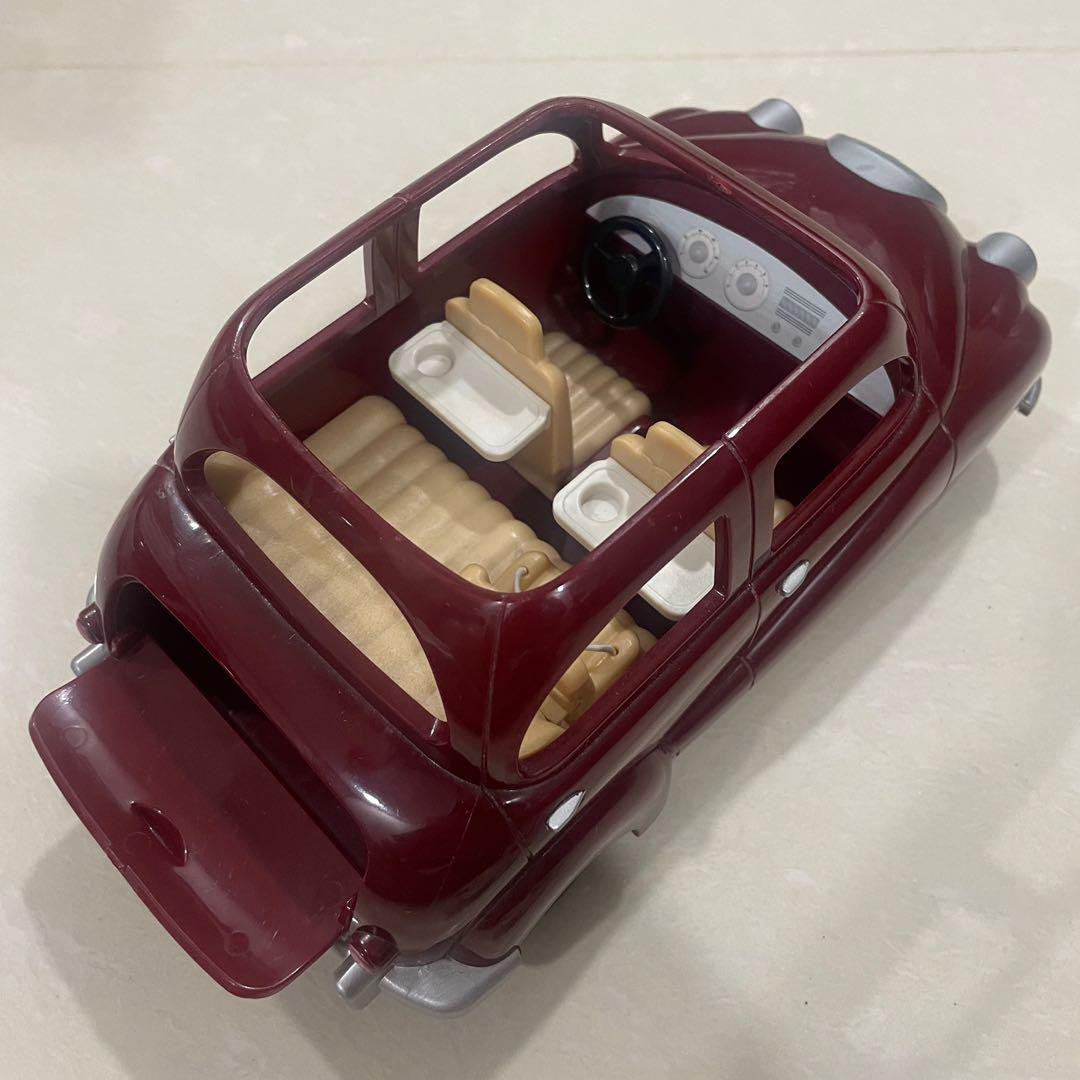 Sylvanian Families Red Saloon Car with Picnic Set, Hobbies & Toys, Toys ...