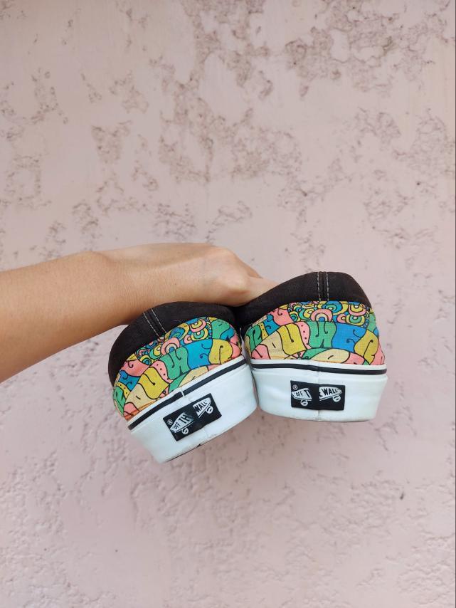 Vanz for Men slip on, Men's Fashion, Footwear, Casual Shoes on Carousell