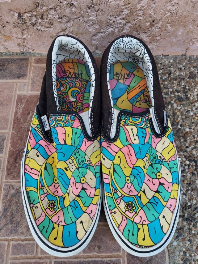 Vanz for Men slip on, Men's Fashion, Footwear, Casual Shoes on Carousell