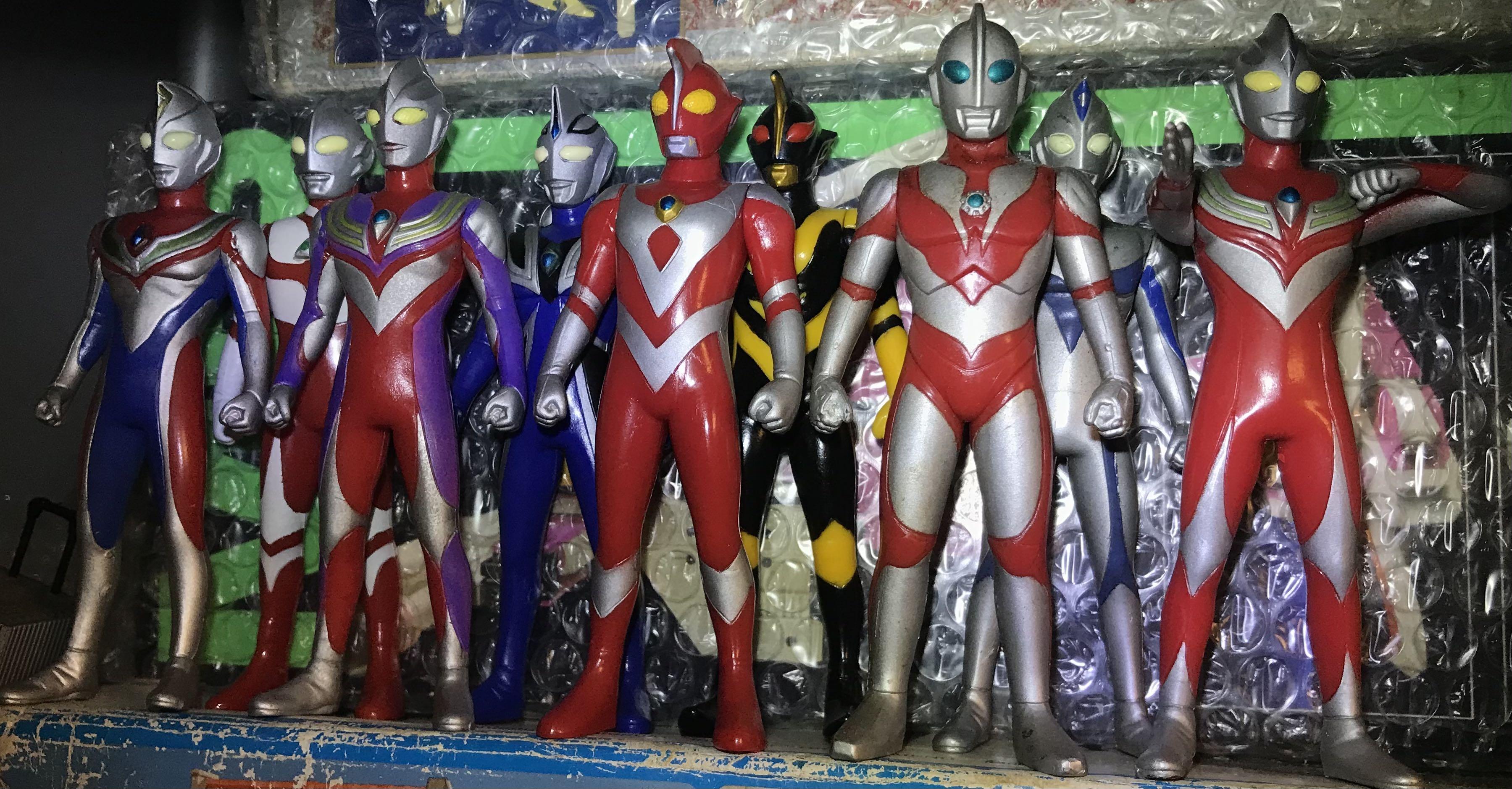 Vintage Bandai 1990s Lot of 18 Ultraman Figures HDM Authentic Vintage ...